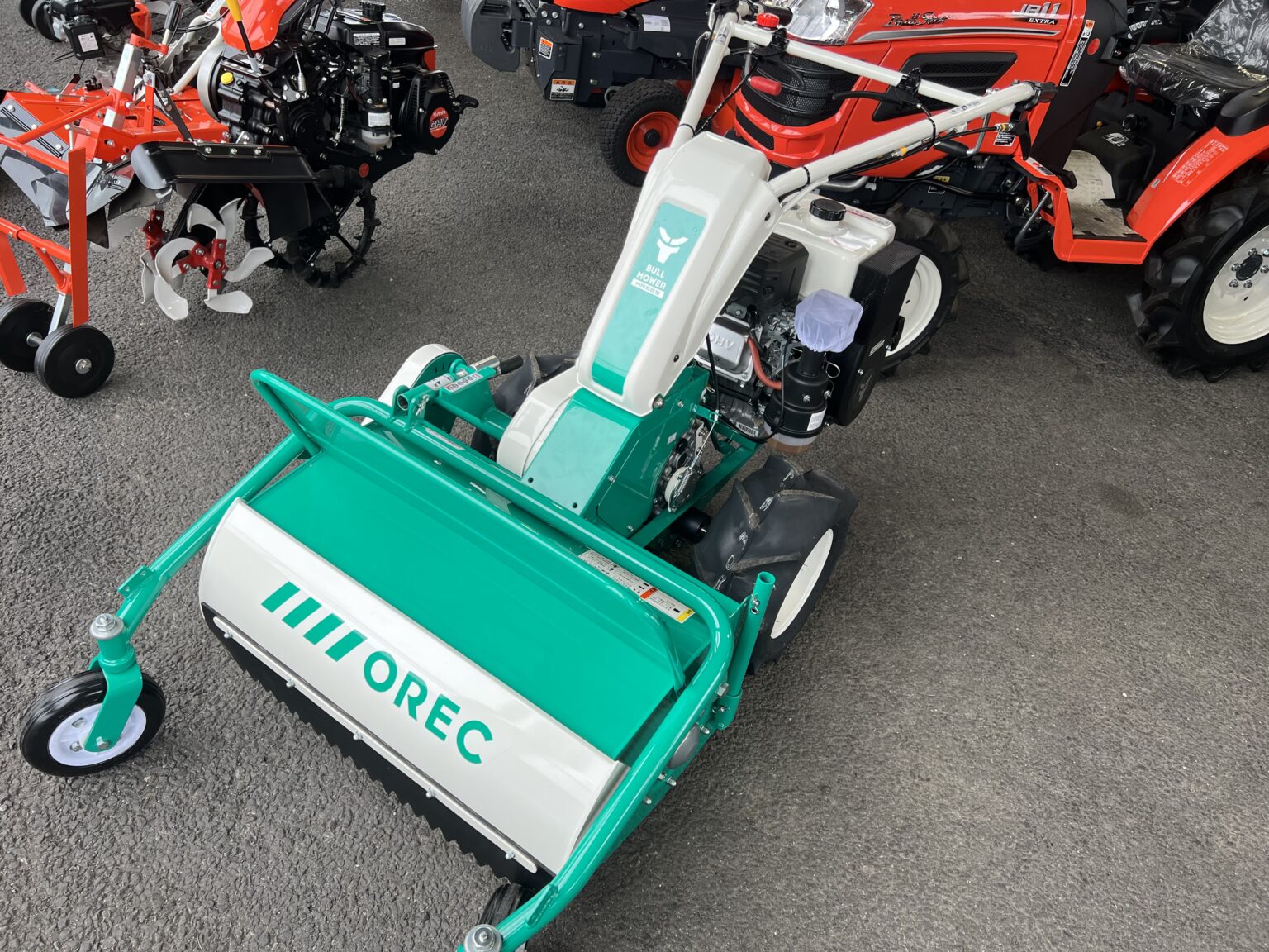 オーレック草刈機ハンマーナイフモア【ブルモアー】HR665 | 農機／建機／草刈機販売（有）関口ファームテック - 埼玉 熊谷｜中古農機具｜中古トラクター農機／建機／草刈機販売（有）関口 ...